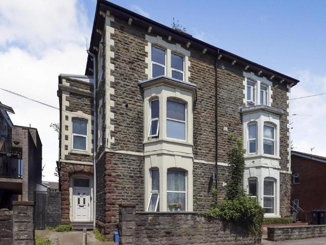1 bedroom house to rent