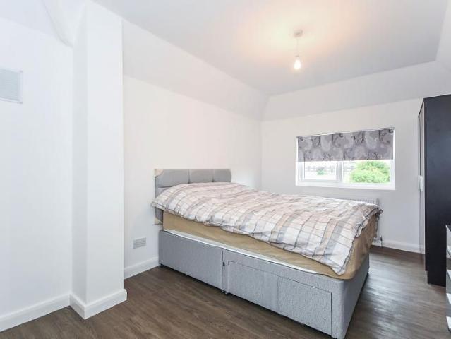 1 bedroom house to rent