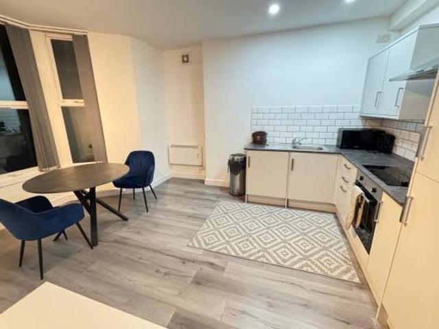 1 bedroom house to rent