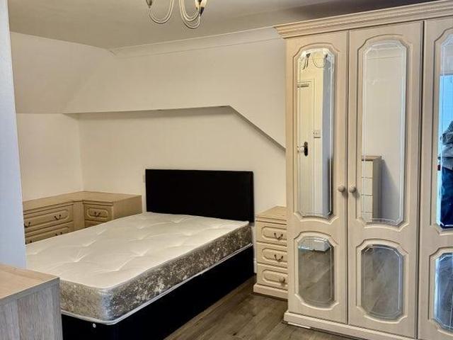 1 bedroom house to rent