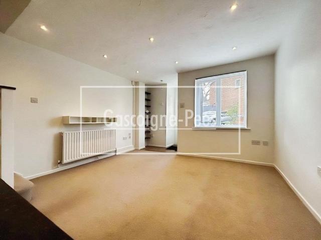 1 bedroom house to rent