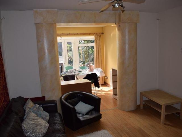 1 bedroom house to rent