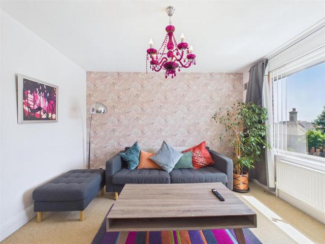 1 bedroom house to rent