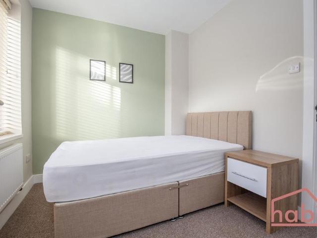 1 bedroom house to rent