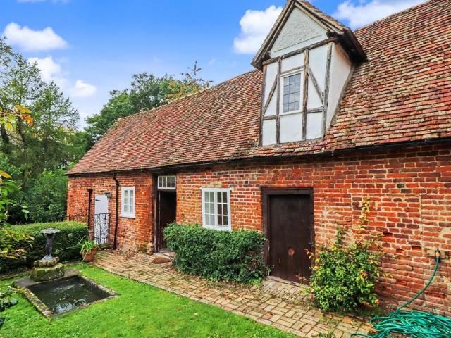 1 bedroom house to rent