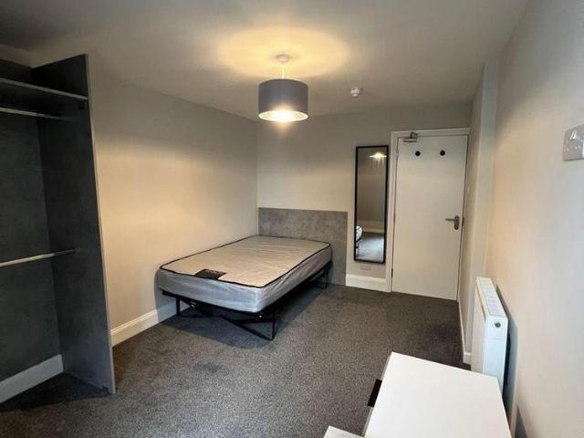 1 bedroom house to rent