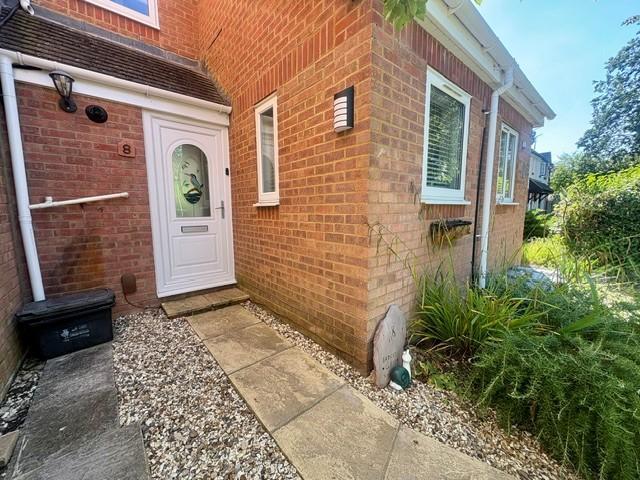 1 bedroom house to rent