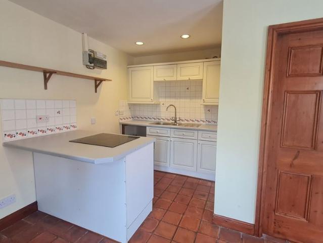 1 bedroom house to rent