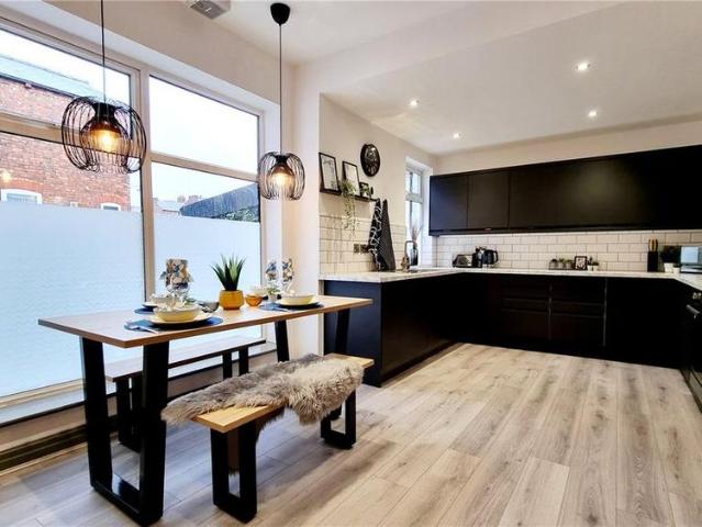 1 bedroom house to rent