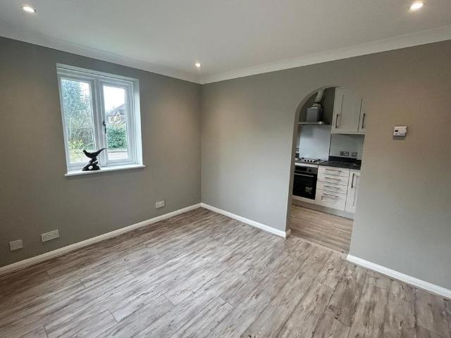 1 bedroom house to rent