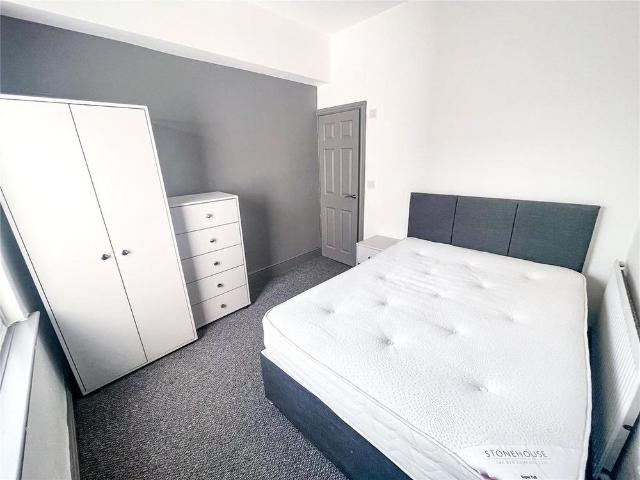 1 bedroom house to rent