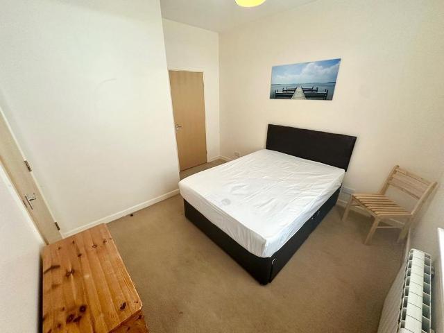 1 bedroom house to rent