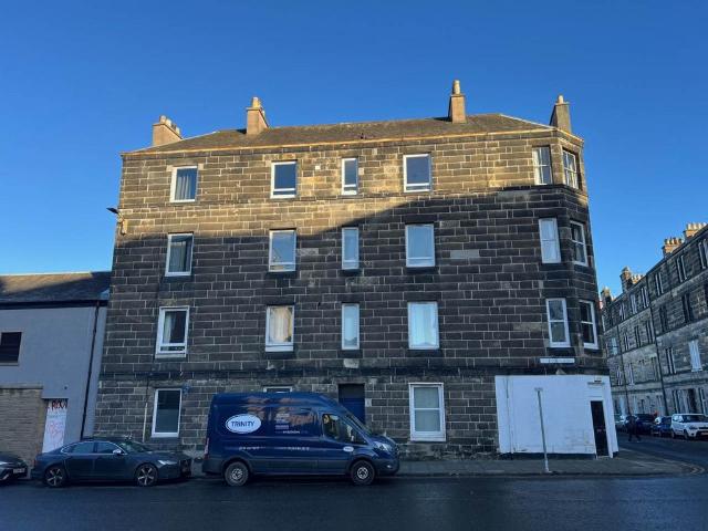 1 bedroom house to rent