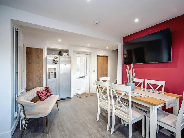 1 bedroom house to rent
