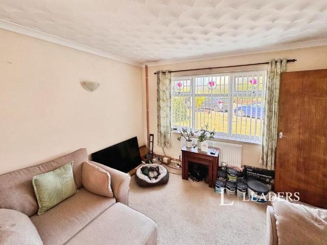 1 bedroom house to rent