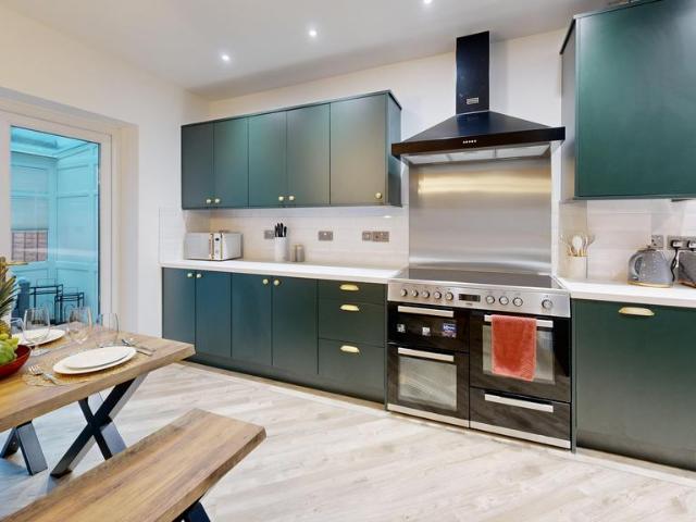 1 bedroom house to rent