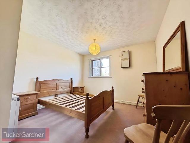 1 bedroom house to rent