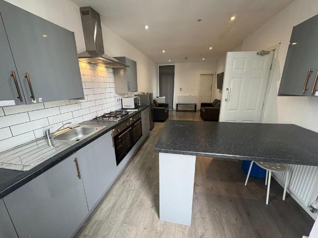 1 bedroom house to rent