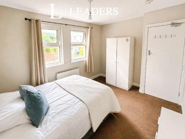 1 bedroom house to rent