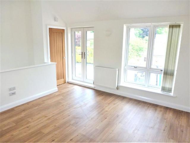 1 bedroom house to rent