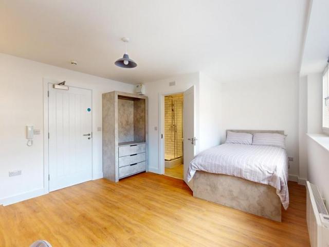 1 bedroom house to rent