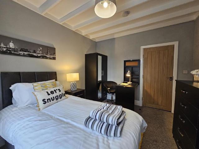 1 bedroom house to rent
