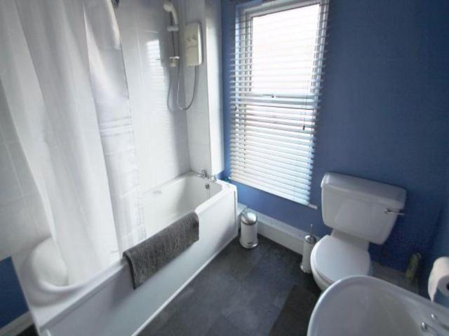 1 bedroom house to rent
