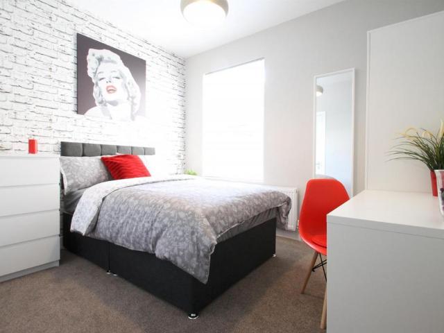 1 bedroom house to rent