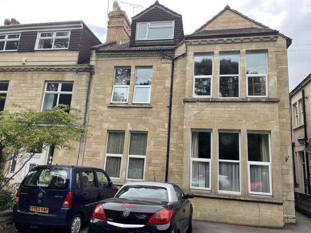 1 bedroom house to rent