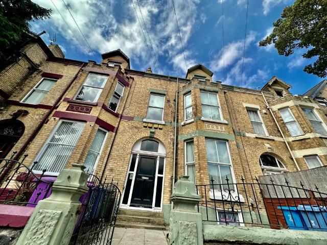 1 bedroom house to rent