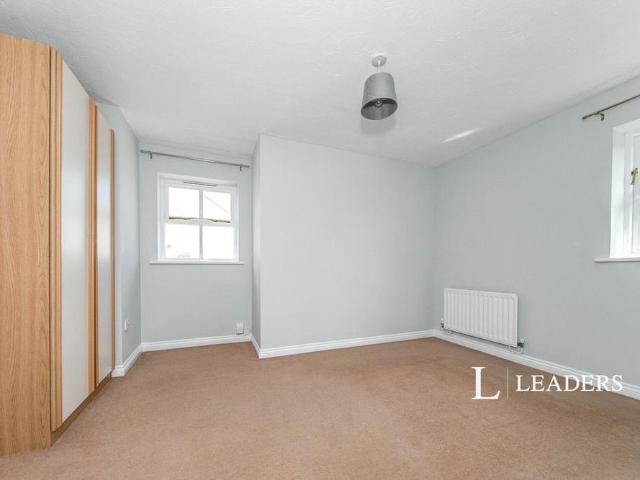 1 bedroom house to rent