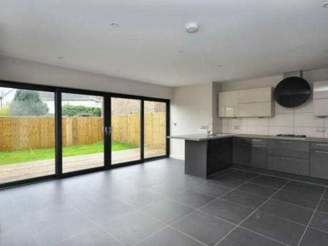 1 bedroom house to rent
