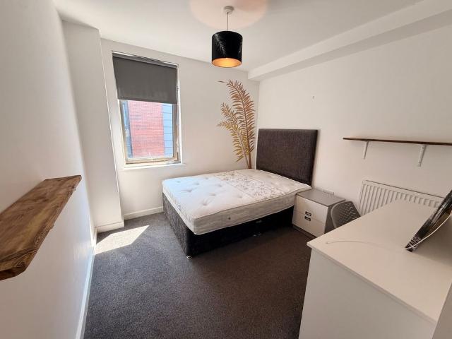 1 bedroom house to rent