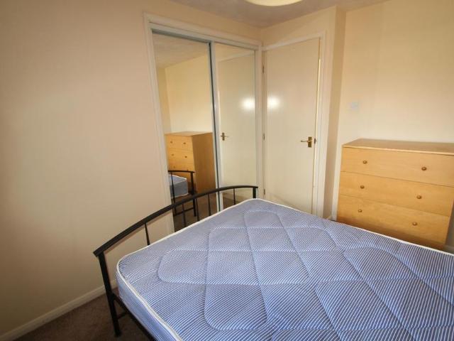 1 bedroom house to rent