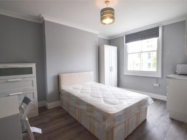 1 bedroom house to rent