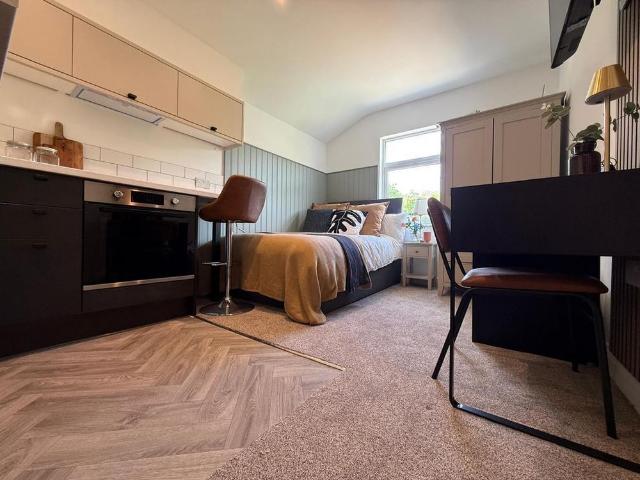 1 bedroom house to rent