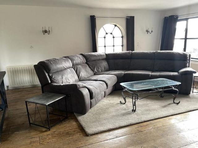 1 bedroom house to rent
