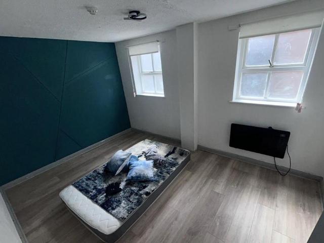 1 bedroom house to rent