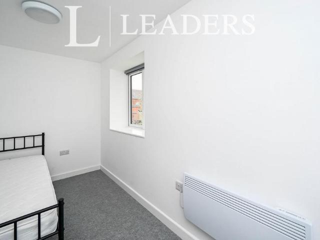 1 bedroom house to rent
