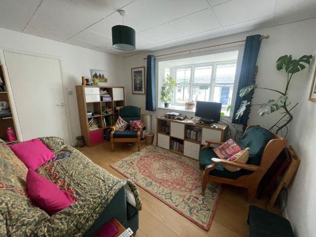 1 bedroom house to rent