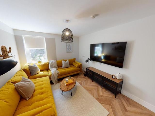 1 bedroom house to rent
