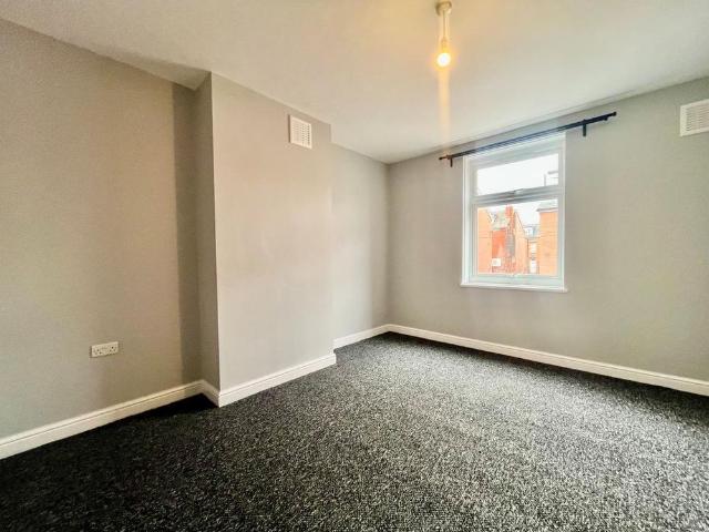 1 bedroom house to rent