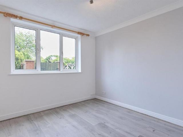 1 bedroom house to rent