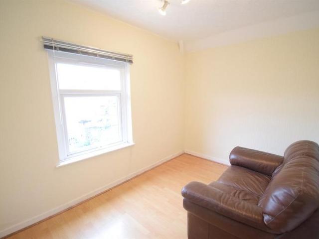 1 bedroom house to rent