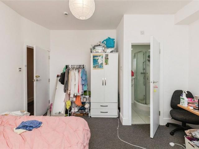 1 bedroom house to rent