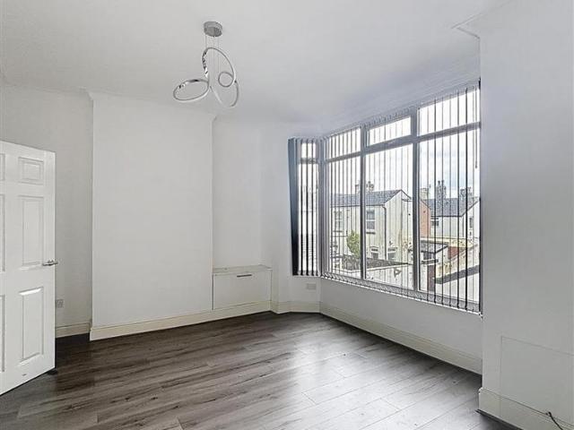 1 bedroom house to rent