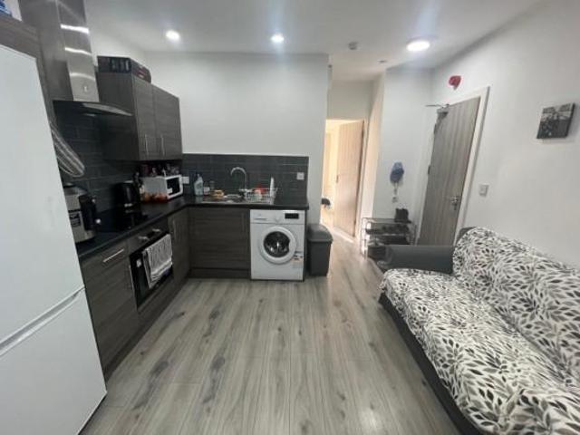 1 bedroom house to rent