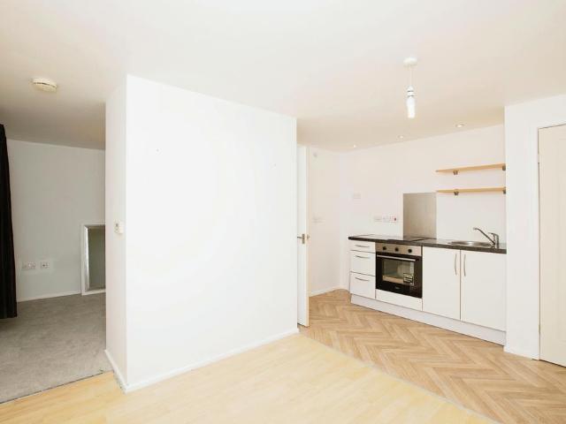 1 bedroom house to rent