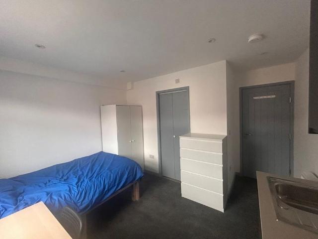 1 bedroom house to rent