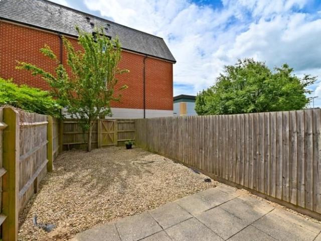 1 bedroom house to rent